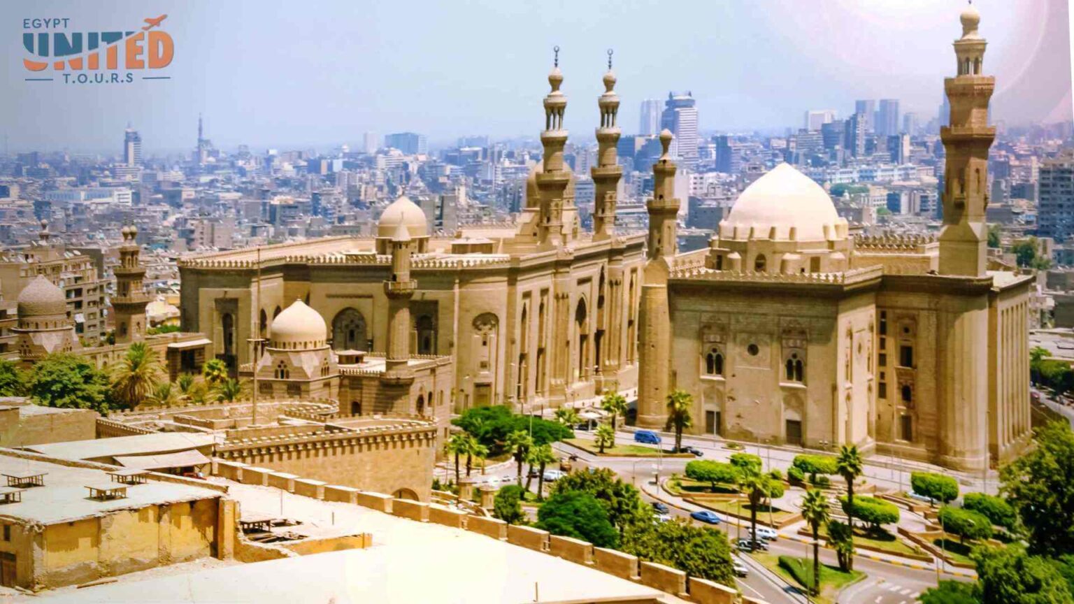 Sultan Hassan Mosque - magnificence Off-limits of 4th century