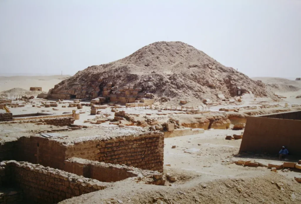 Pyramid of Teti: 8 Powerful Secrets of an Old Kingdom Tomb