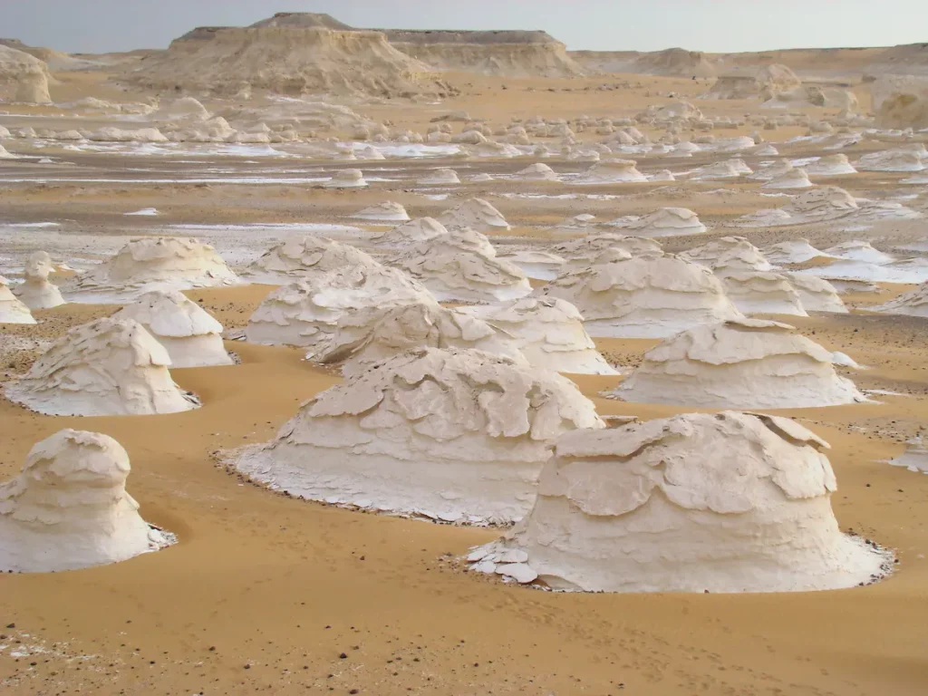 Western Desert of Egypt: 10 Amazing Facts About People & Land